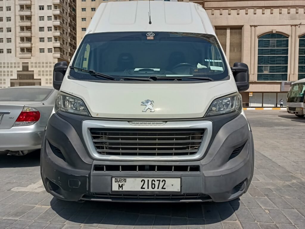 Dubai Airport Taxi Van Bus Rental Transfer ! Get 2022 Rates